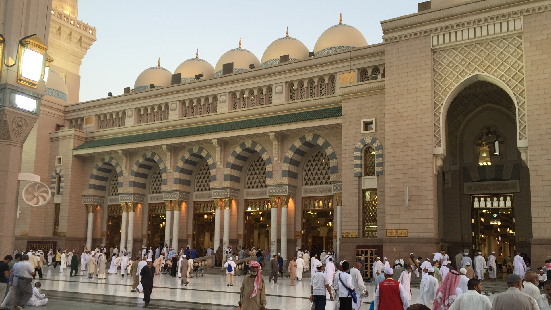 Understanding Sectarianism: Sunni-Shia Relations in the Modern Arab ...